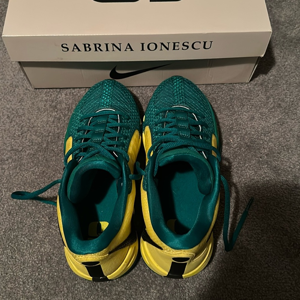 Nike Sabrina 1 “The Debut” Colorway Women’s Size 8/Me… - Gem